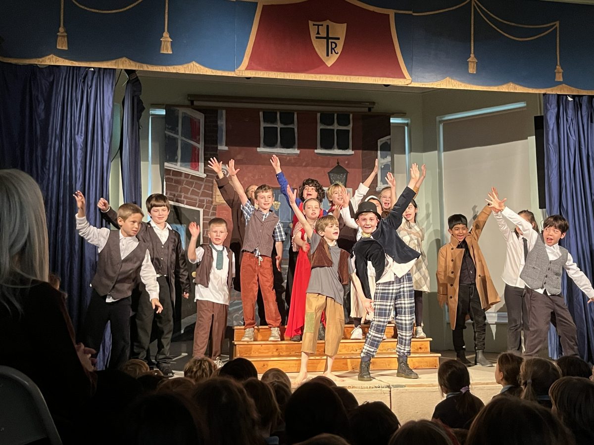 Junior Christmas Plays 2025 – Trevor-Roberts School